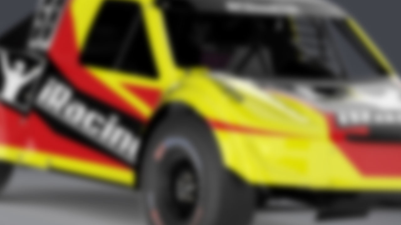 Lucas Oil Off Road Pro 4 Truck | iRaceBuddy